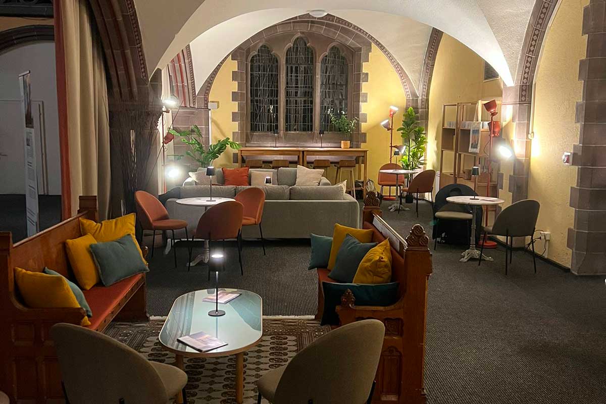 Un café éphémère dans une église emblématique de Strasbourg - Enjoy ...